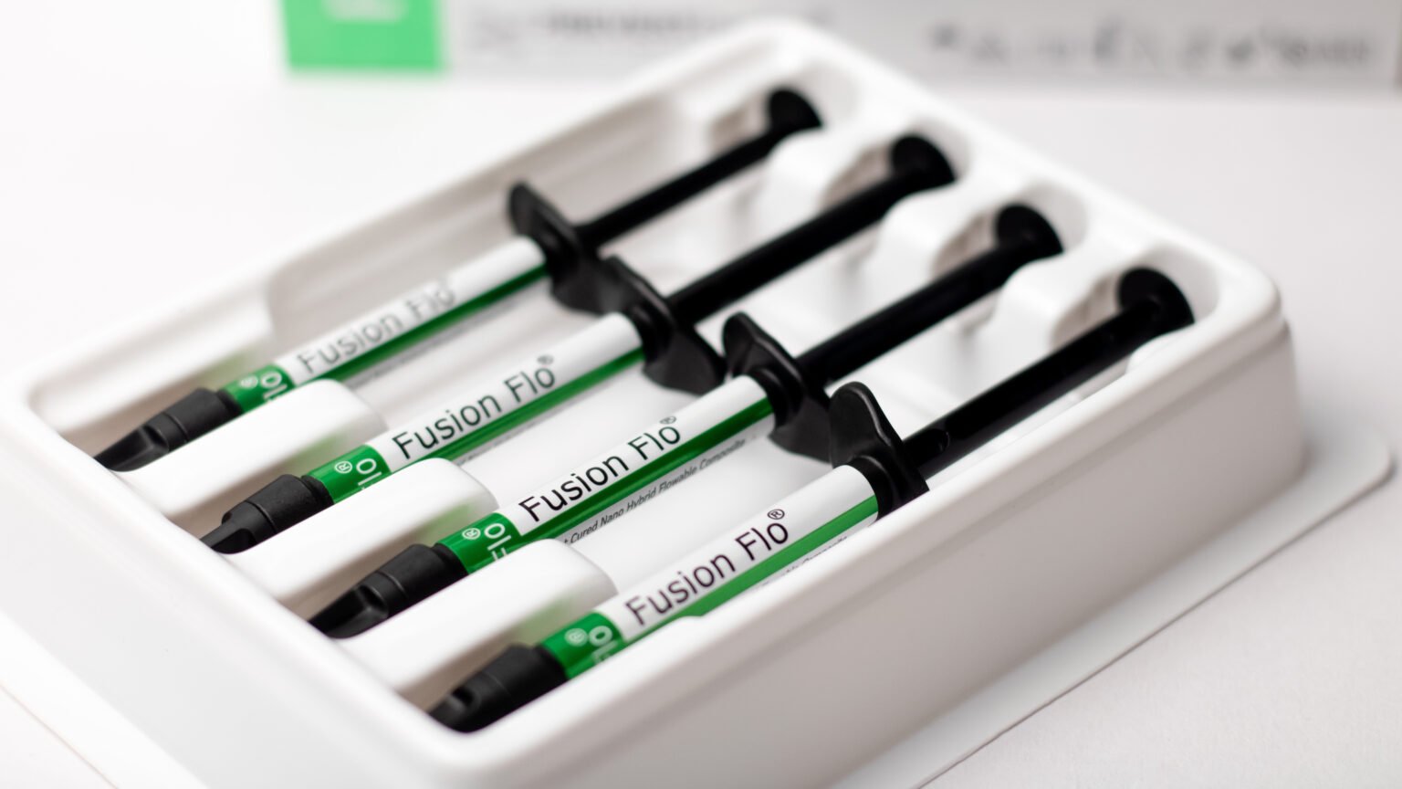 Light Cured Nano Hybrid Flowable Composite - Fusion Flo